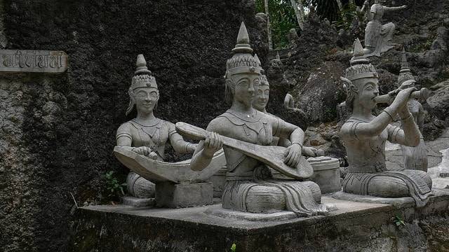 Secret Buddha Garden - Trazy, Your Travel Shop for Asia