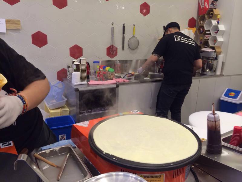 Rolling Crepes, Korea Restaurant and Cafe