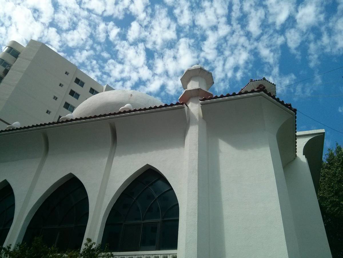 Busan Al-Fatah Masjid 한국 이슬람 부산성원 - Trazy, Korea's #1 Travel Shop