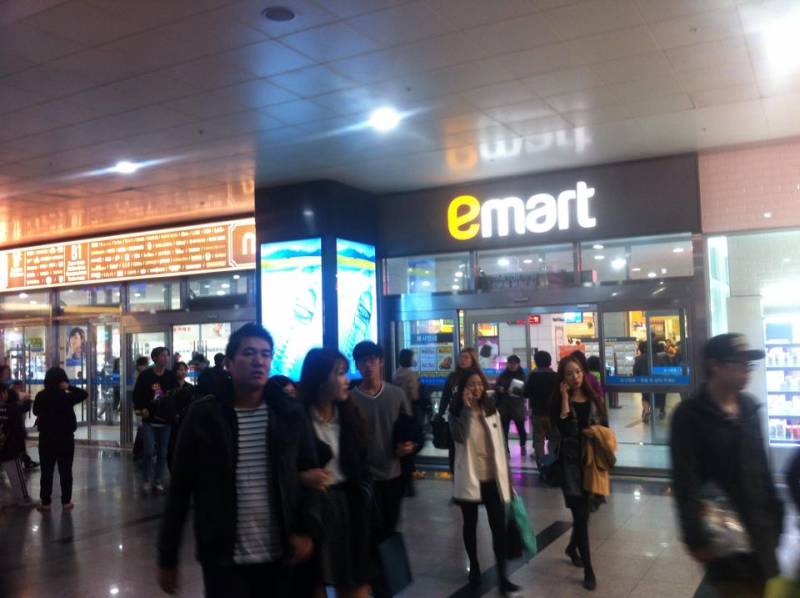 E-Mart (Wangsimni) 이마트 (왕십리점) , Korea Shopping