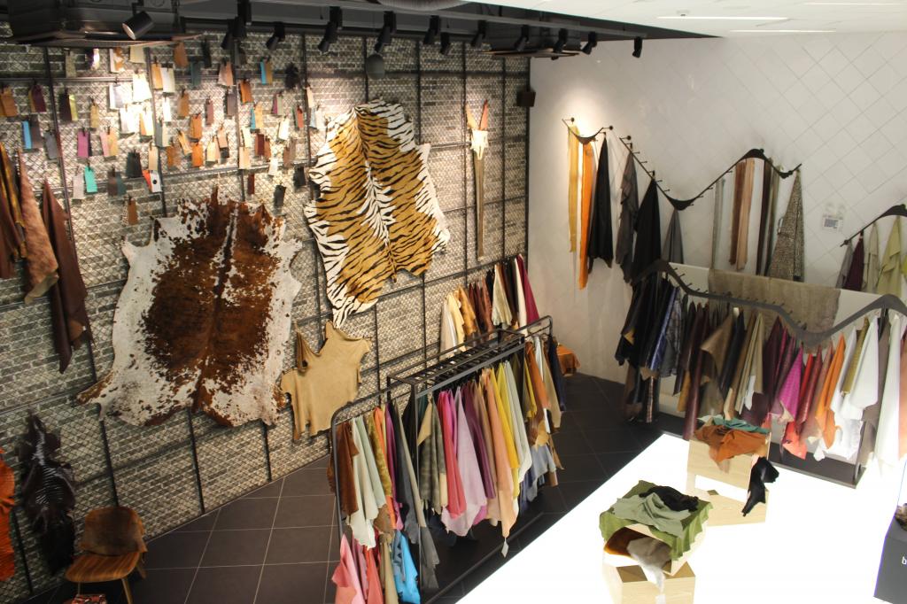 Simone Handbag Museum - Trazy, Korea's #1 Travel Shop