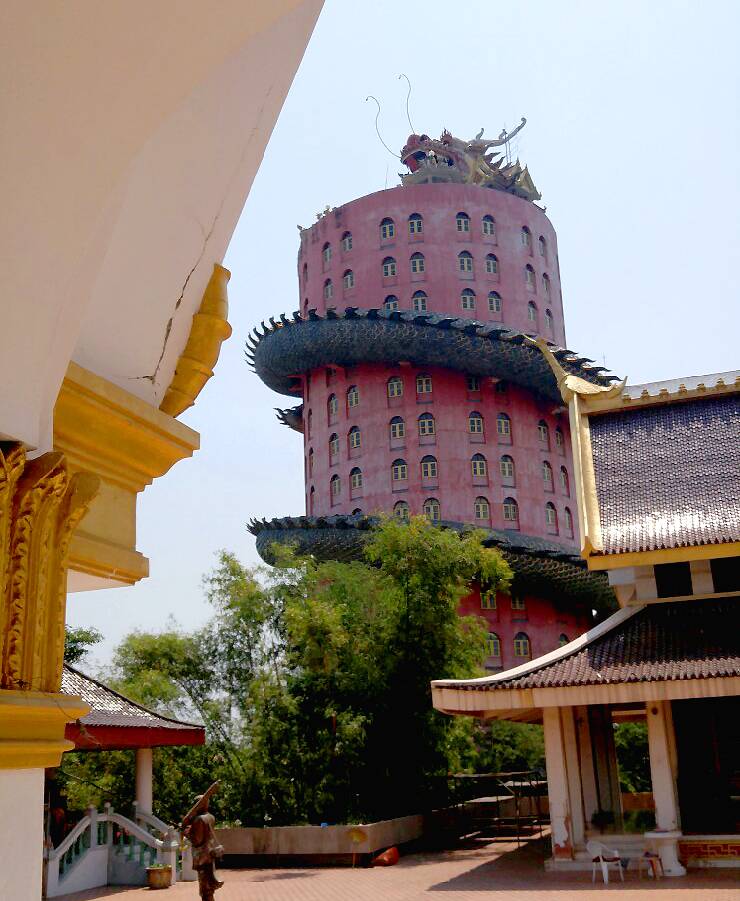 Wat Samphran Dragon Temple - Trazy, Your Travel Shop for Asia