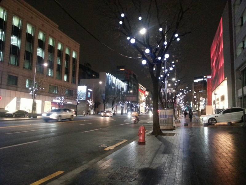Cheongdam-dong Luxury Fashion Street 청담동 명품 거리, Korea Shopping