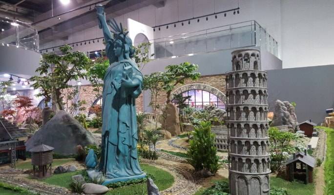 Diorama World 디오라마 월드 - Trazy, Korea's #1 Travel Shop