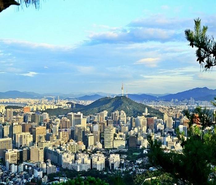 Inwangsan Mountain 인왕산 - Trazy, Korea's #1 Travel Shop
